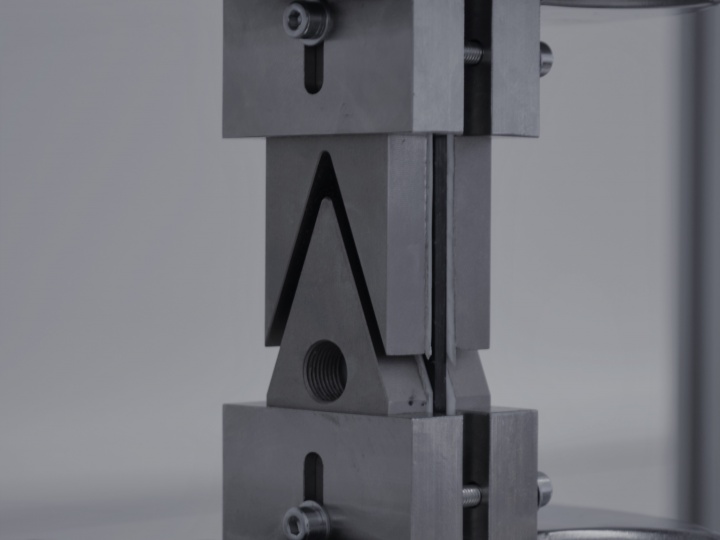 Anti-Buckling Test Fixture GZ BS-32 – Grasse Zur Composite Testing